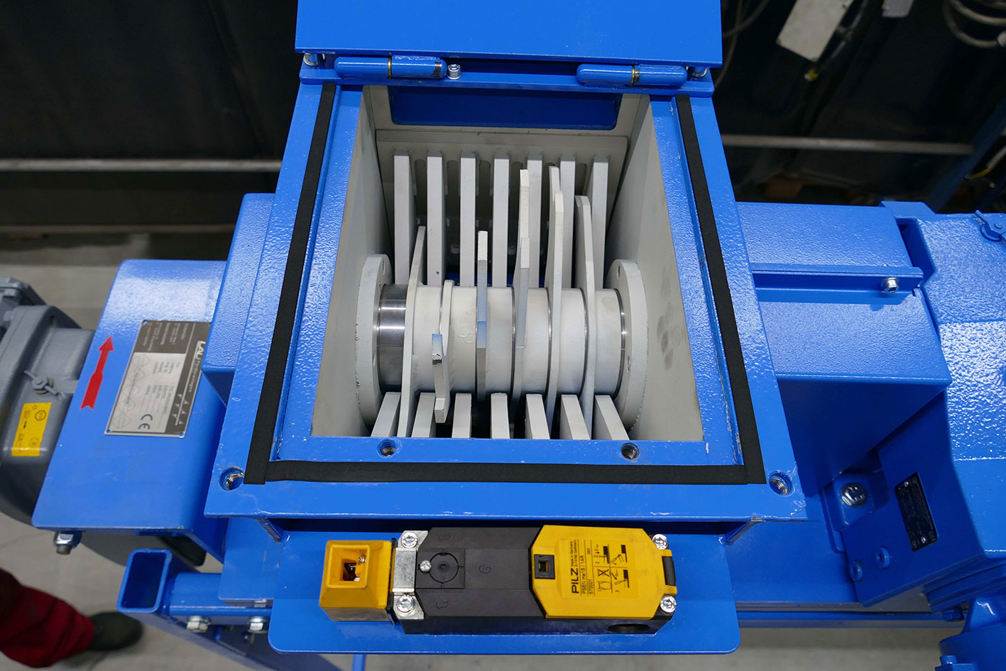 Recycling: Filtrox shredder configured to reduce volume of layered ...