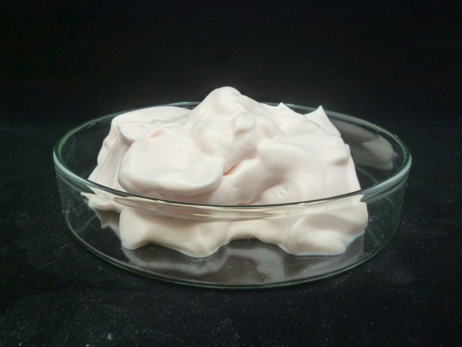 Legume-based protein foam shows promise for vegan baked goods - Food ...